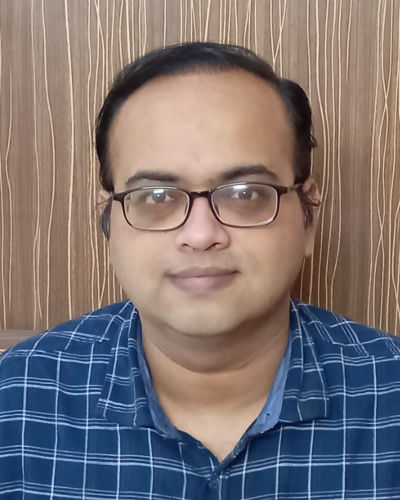 Faculty, Para-academics and Staff - School of Biological Sciences